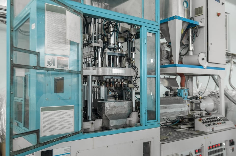 The Rewards and Risks of Offshoring vs Outsourcing